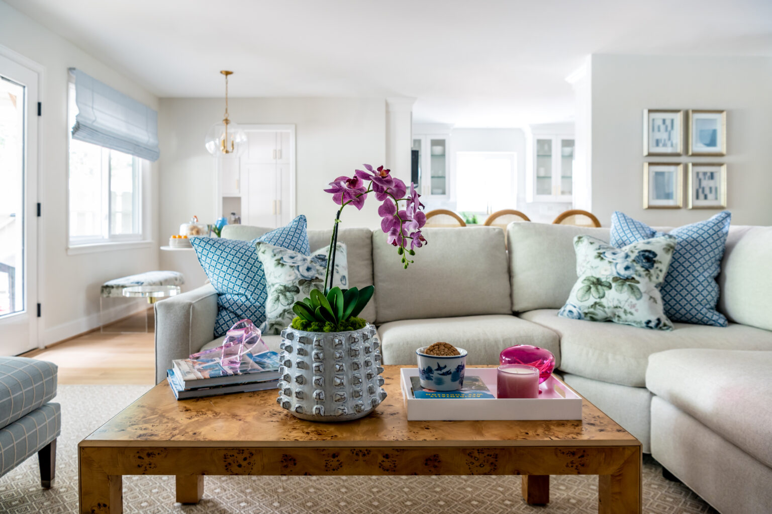 Timeless Elegance: Jen Kolb's Interior Design Projects Captured by an ...