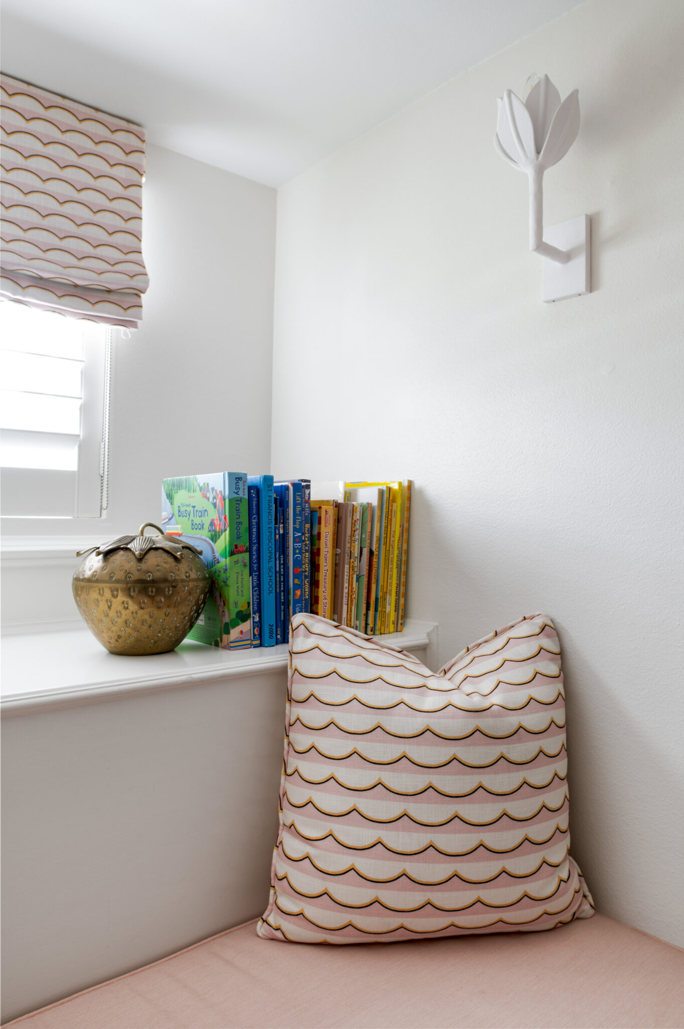 Showcasing Unique Elements in Southern Home Interior Design - Ellen ...