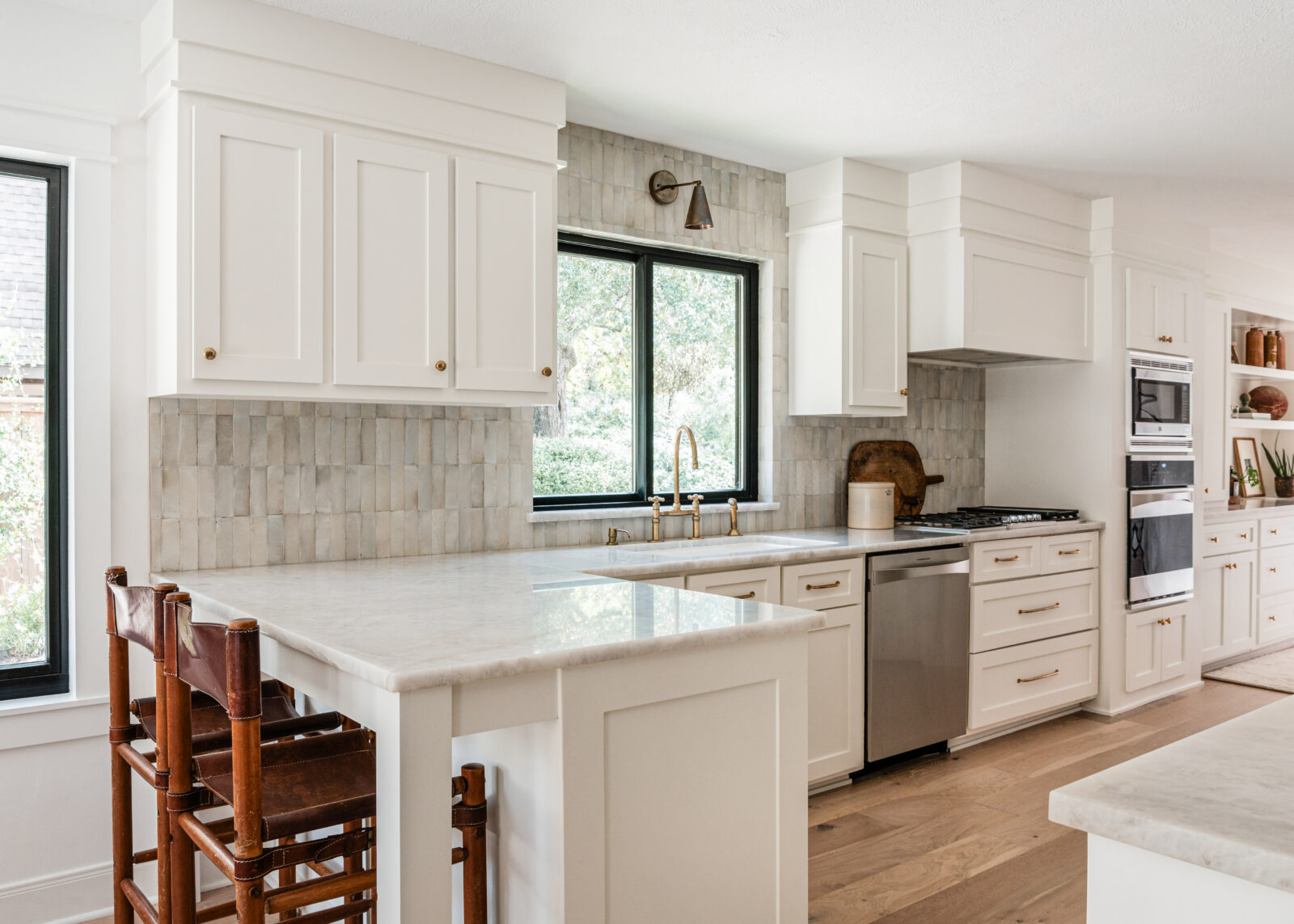 5 Key Differences Between DIY Interior Photos and a Professional ...